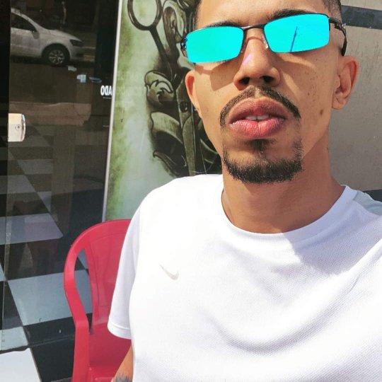 Dm.5 - Profile - GameDesire